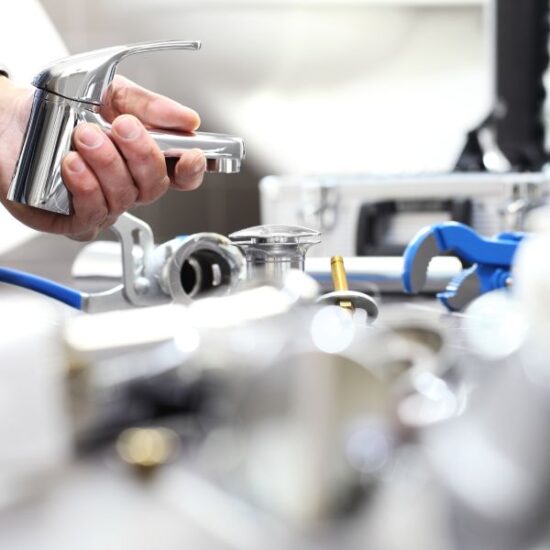 Jak napisać CV hydraulika, które pomoże Ci zdobyć pracę?